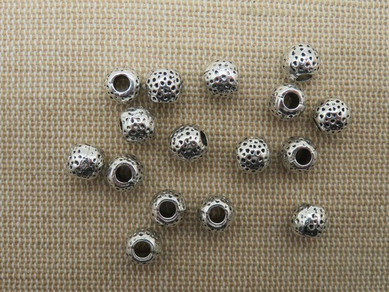 10 Round Metal Beads Hammered Effect Silver Color 7mm Set of - Etsy