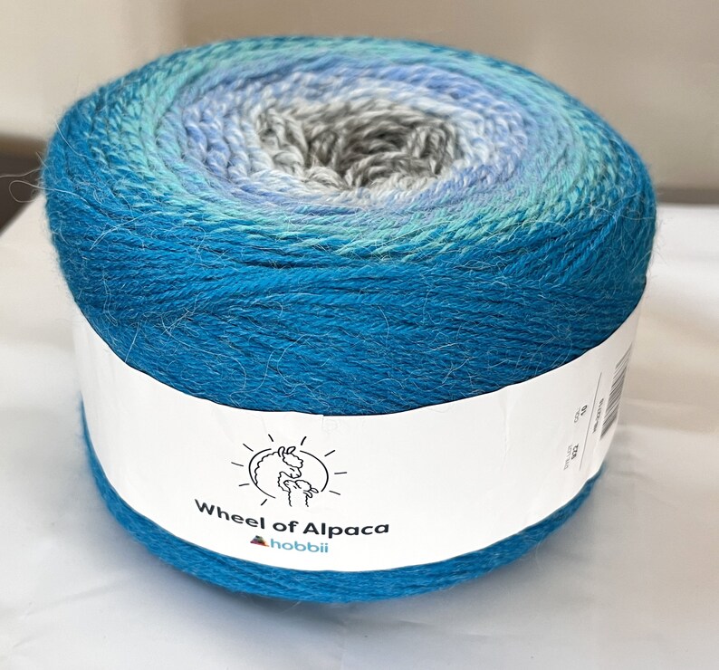 Hobbii Wheel of Alpaca Luxurious Cake Yarn, Tropical Ocean 10 Long ...