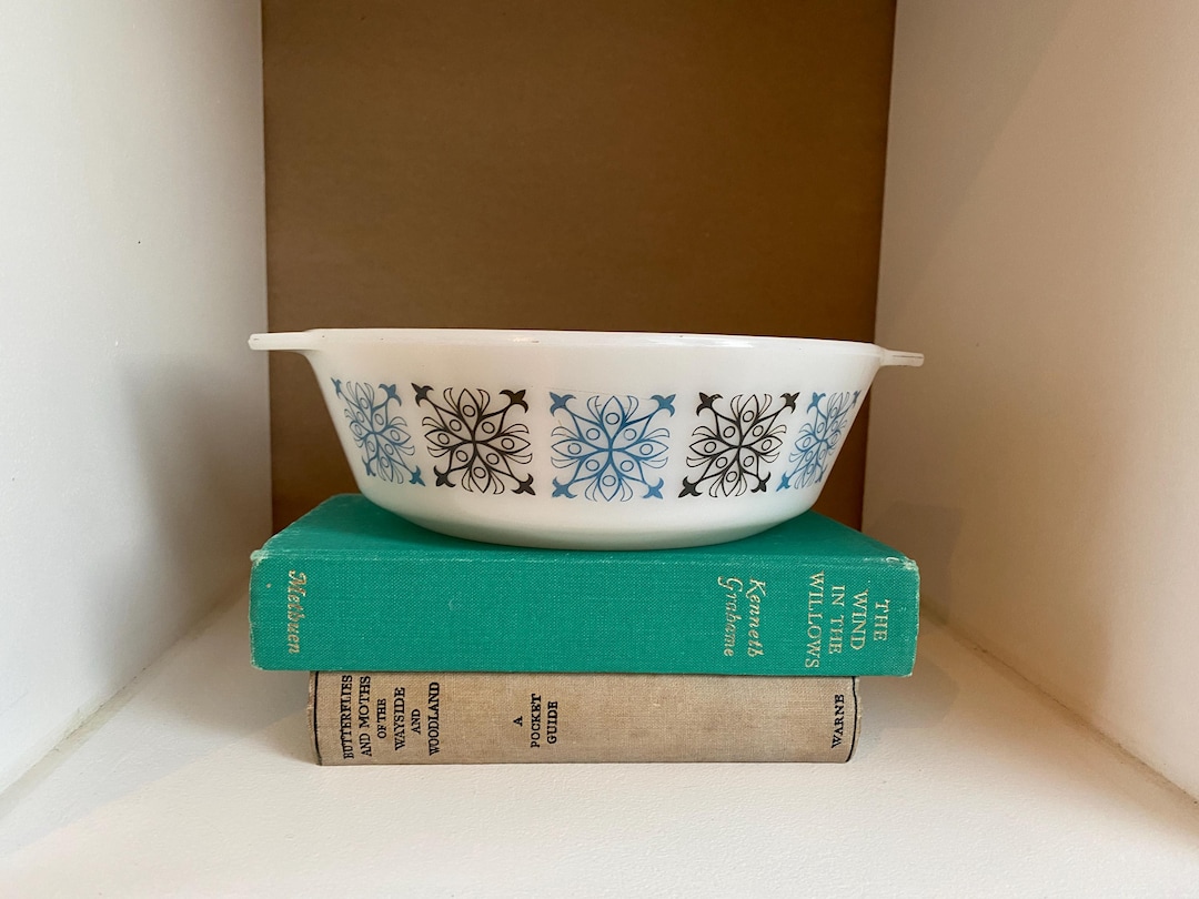 Vintage JAJ Pyrex Chelsea Casserole - 1960s Vintage Kitchenware - Etsy