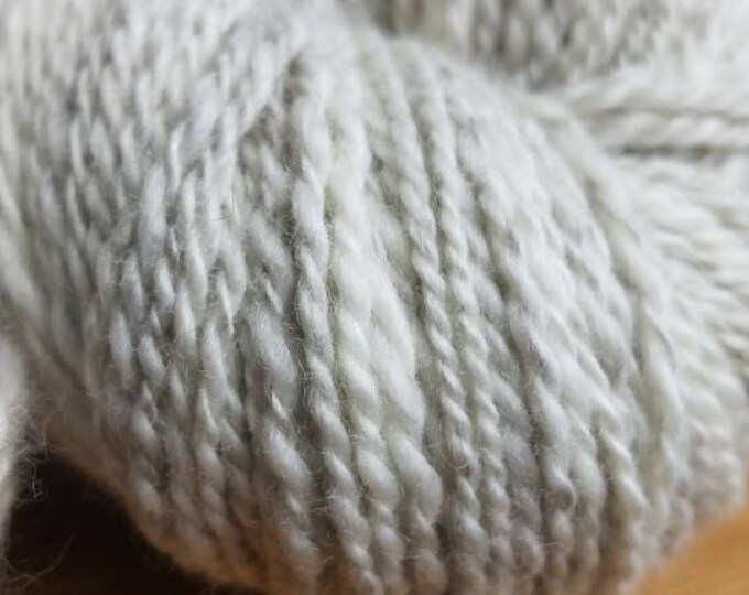 Hand Spun Yarn Optim Merino Wool/ Satin Angora Blend, DK Weight - Etsy