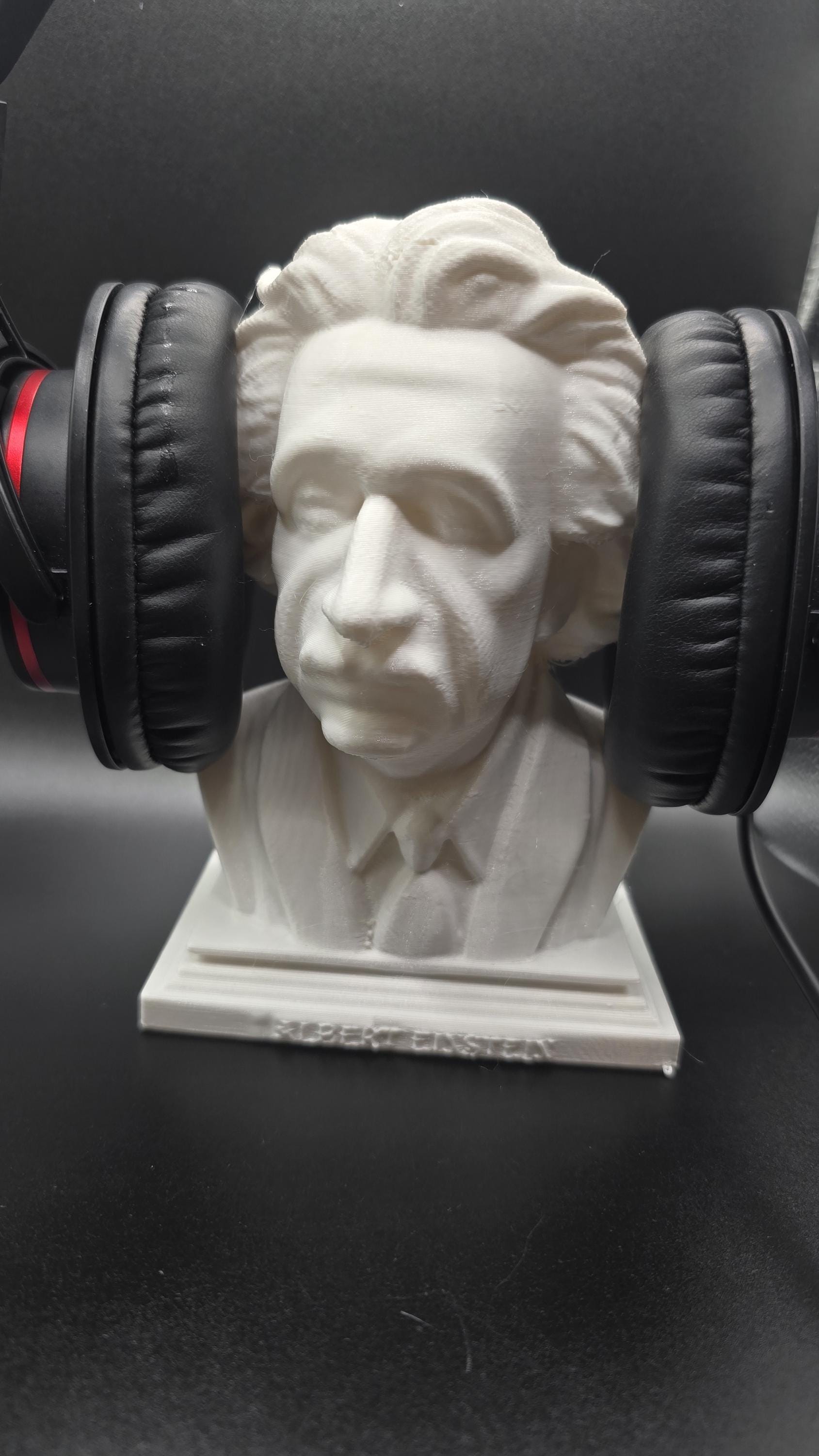 Albert Einstein Minimalist Statue / Headphone Holder. - Etsy