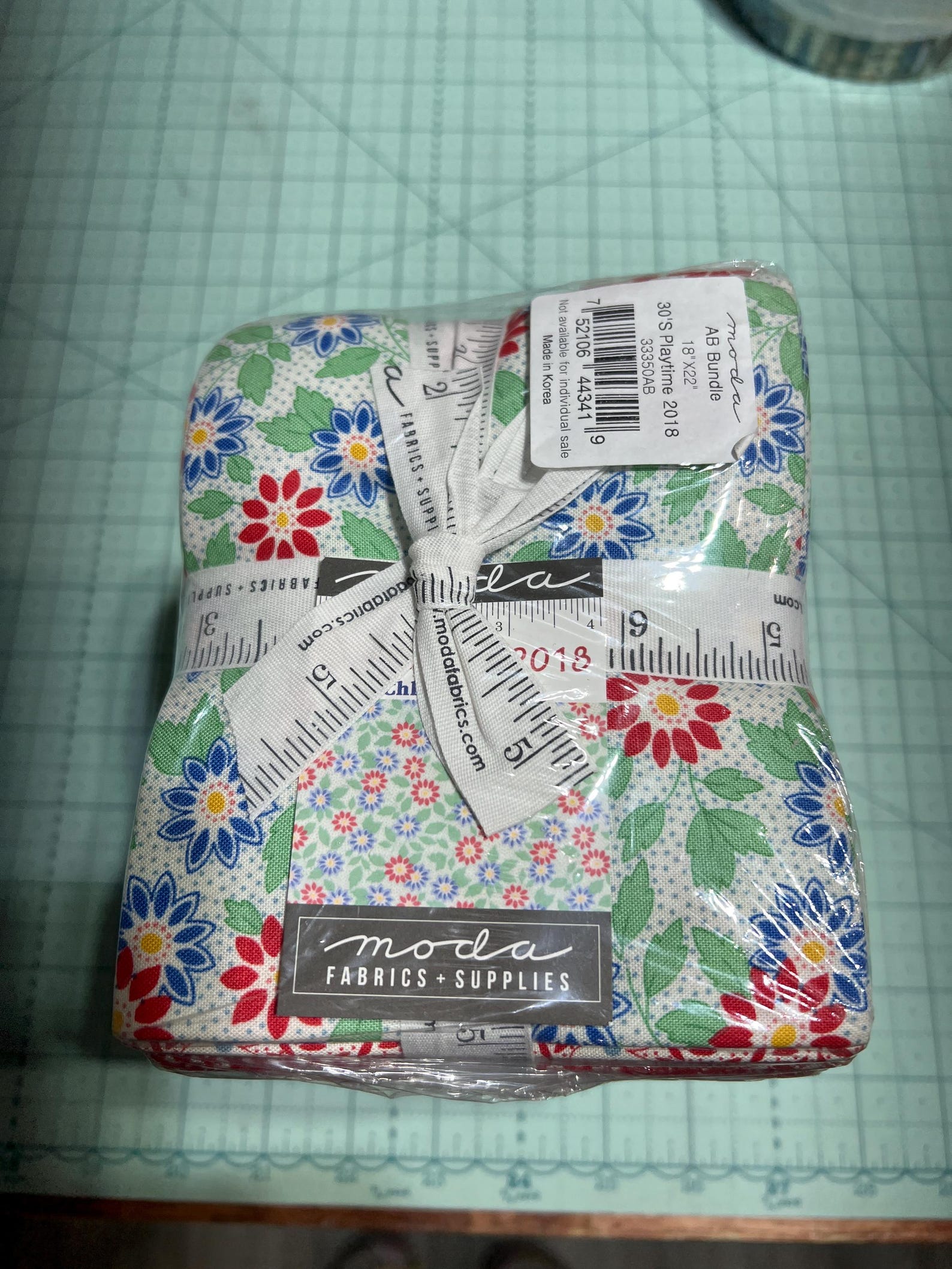 1930s Floral Fat Quarter Bundle: Feed Sack Reproduction Prints - 35 ...