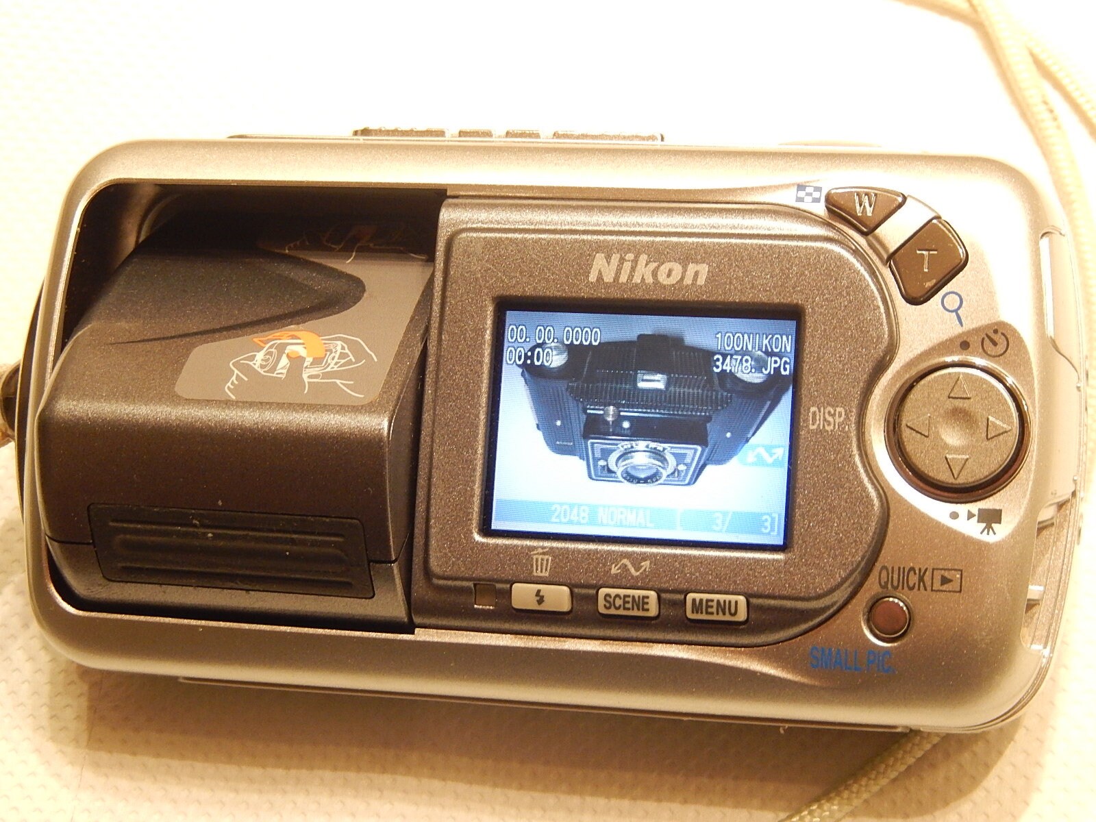 Nikon Coolpix 3500 Digital Camera From the Year 2000 Swivel Lens Nikon ...