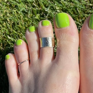 Cigar Band Toe Ring / 14K Gold Fill or Sterling Cuff Ring / Super Wide ...