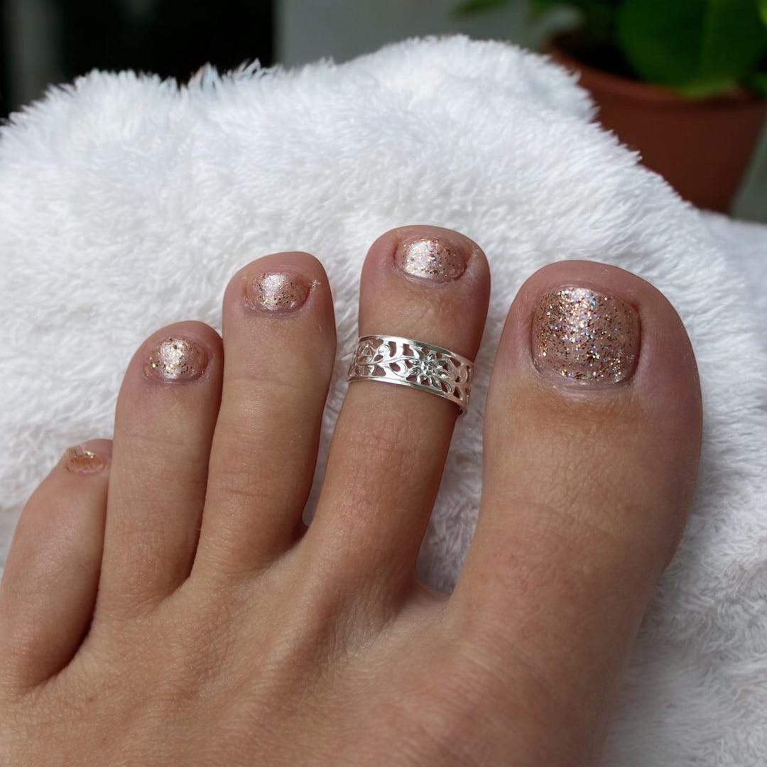 Calypso Design Wide Toe Ring / 14K Gold Fill or Sterling Adjustable ...