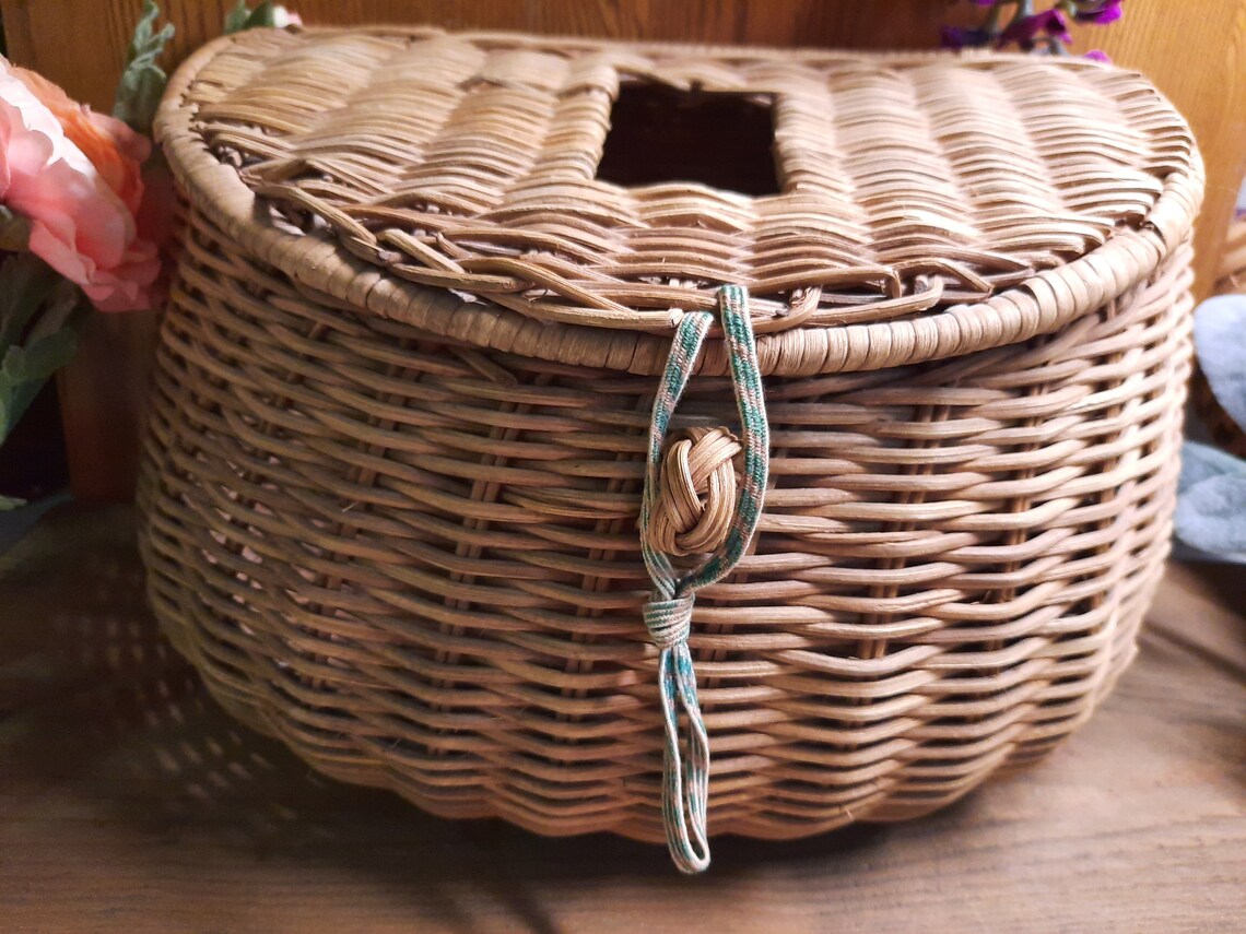 Vintage Fishing Basket - Etsy