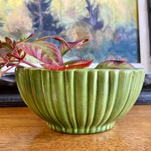 Vintage Haeger Pottery Planter, Mid Century Modern Green Haeger Pottery ...