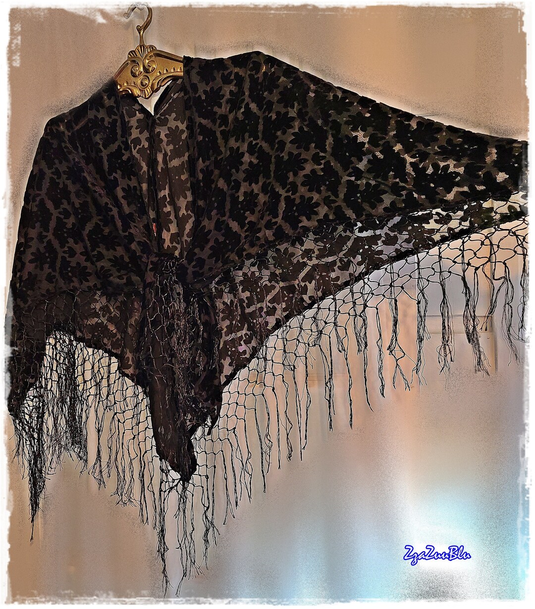 GYPSY-CHIC Velvet Shawl Black Burnout Velvet Cape, petite-fleur Floral ...
