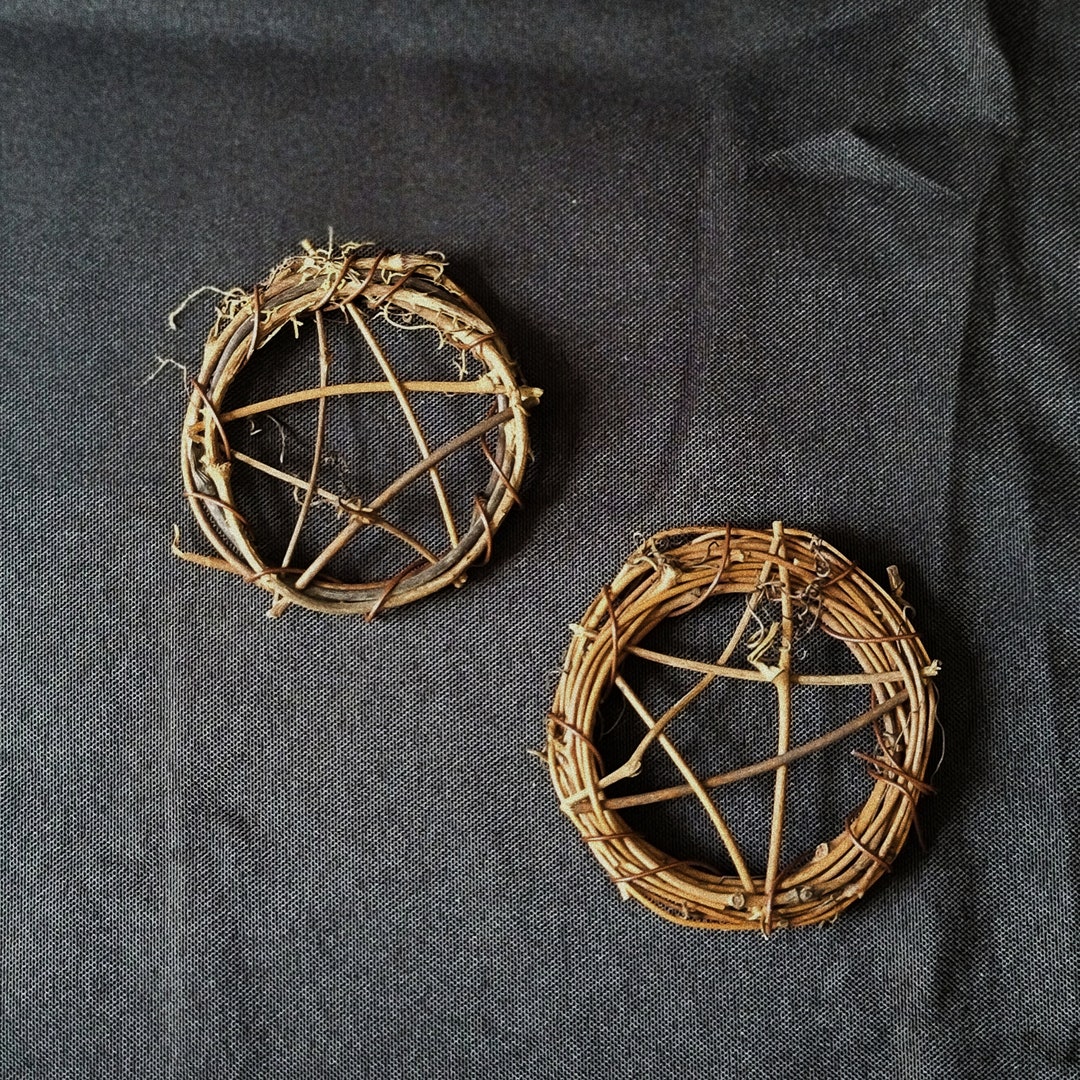 Pentacle Altar Decor - 3" Woven Grapevine Pentacle Wreath - Rustic ...