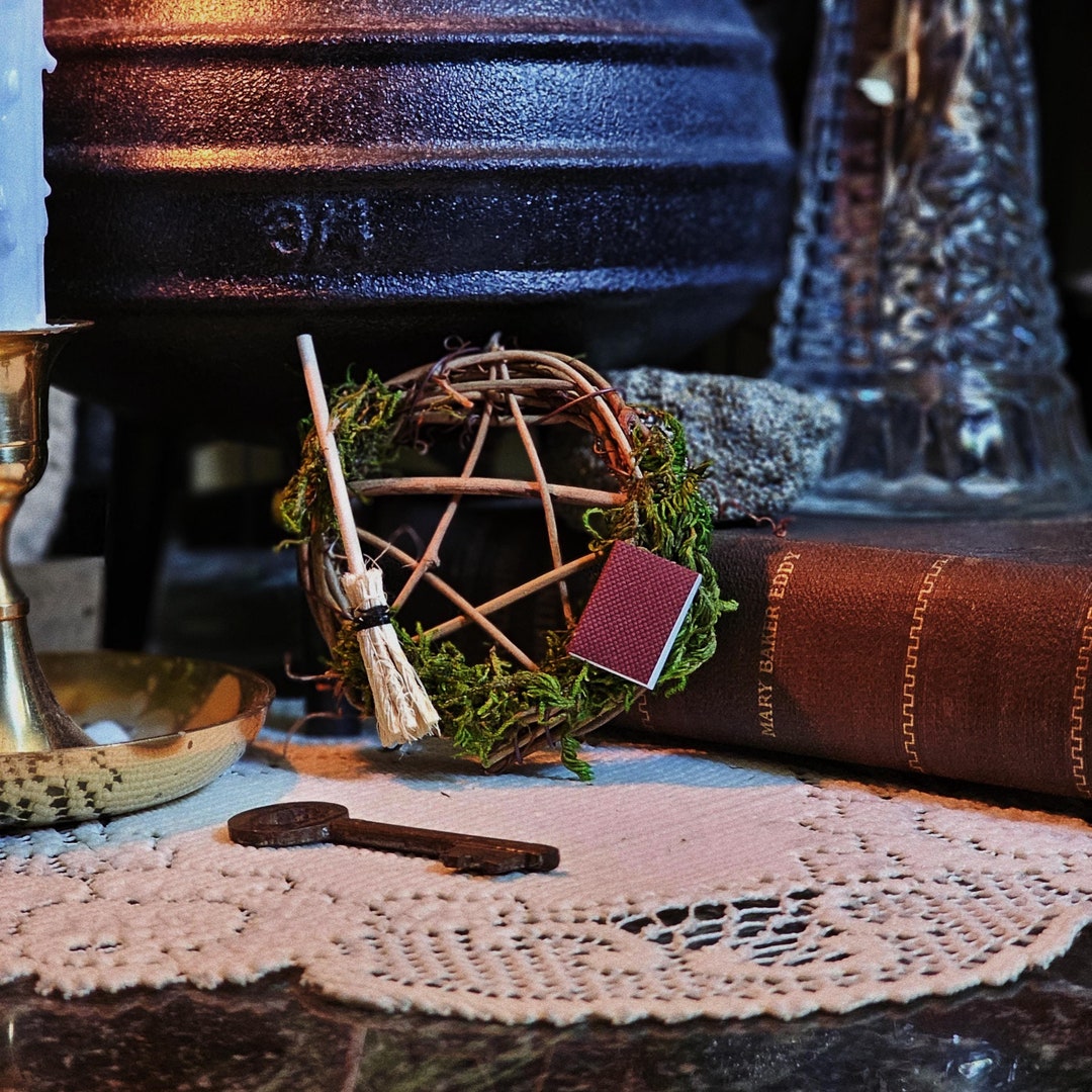 Pentacle Altar Decor - 3" Woven Mossy Grapevine Pentacle Wreath With ...
