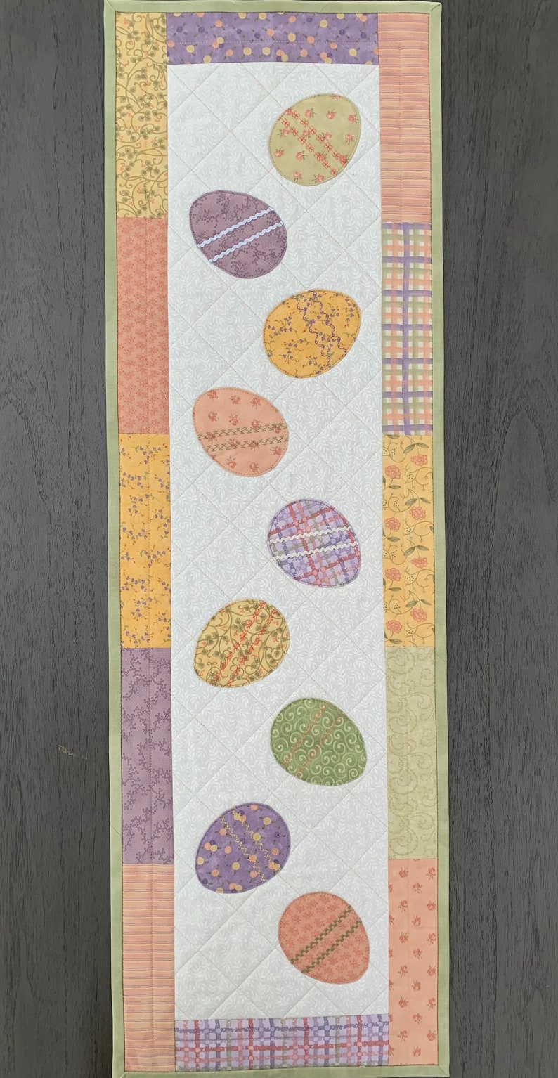 Pastel Appliquéd Easter Egg Table Runner - Etsy