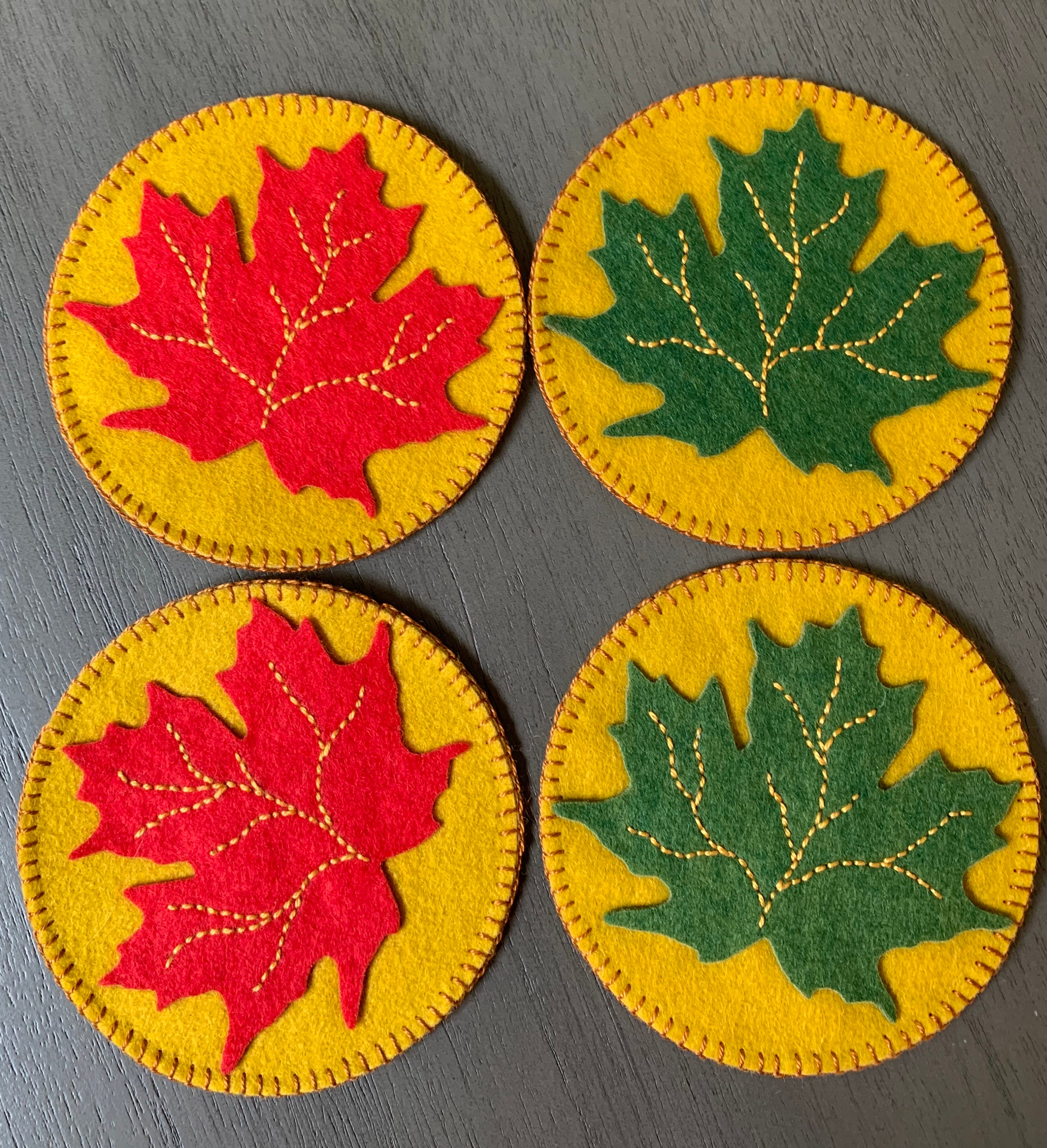 Small Felt Matt With Coasters - Etsy