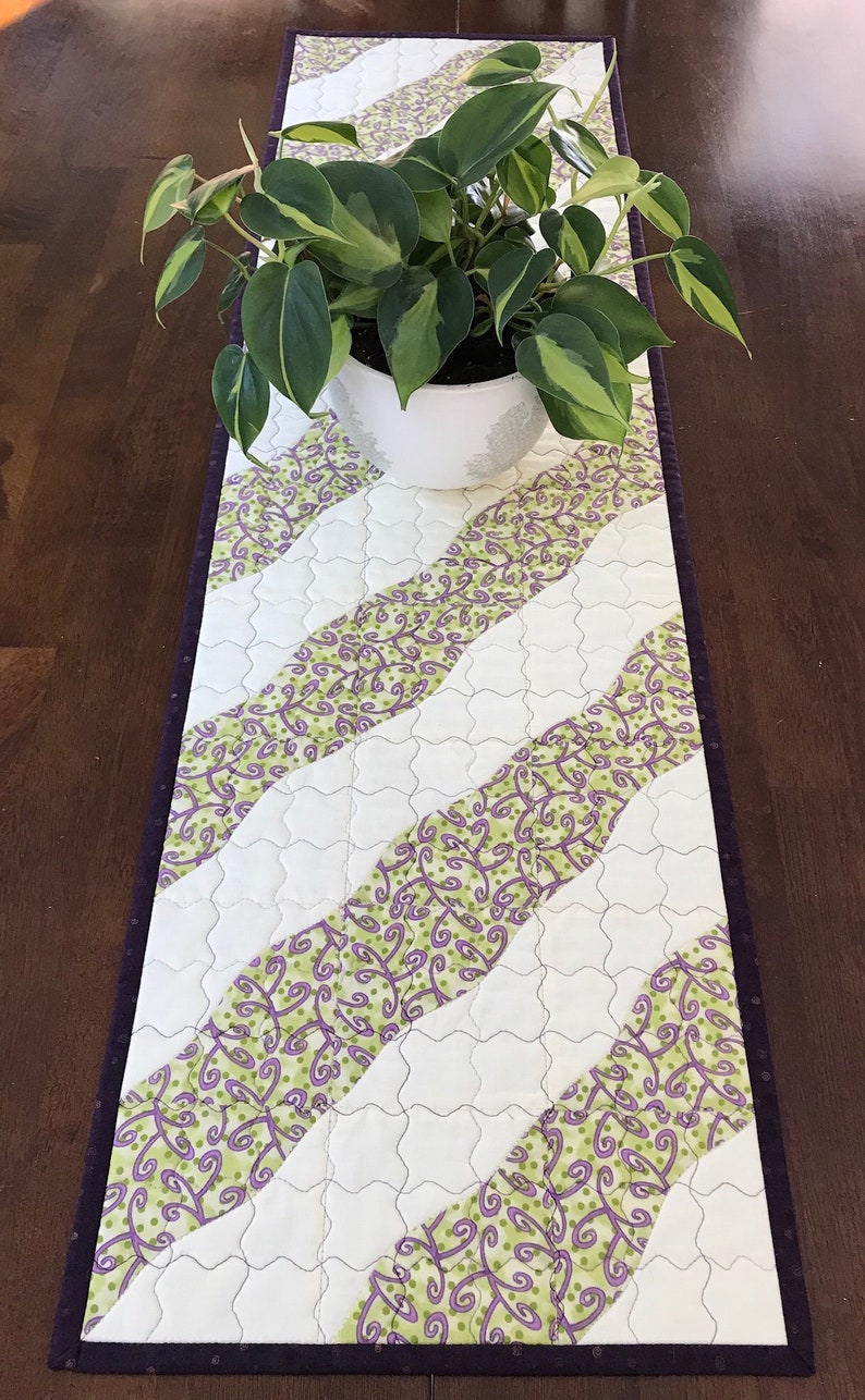 Modern Curved Line Runner - Etsy