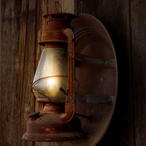 Vintage Rustic Lantern Wall Decor - Antique Oil Lamp With Warm Glow ...