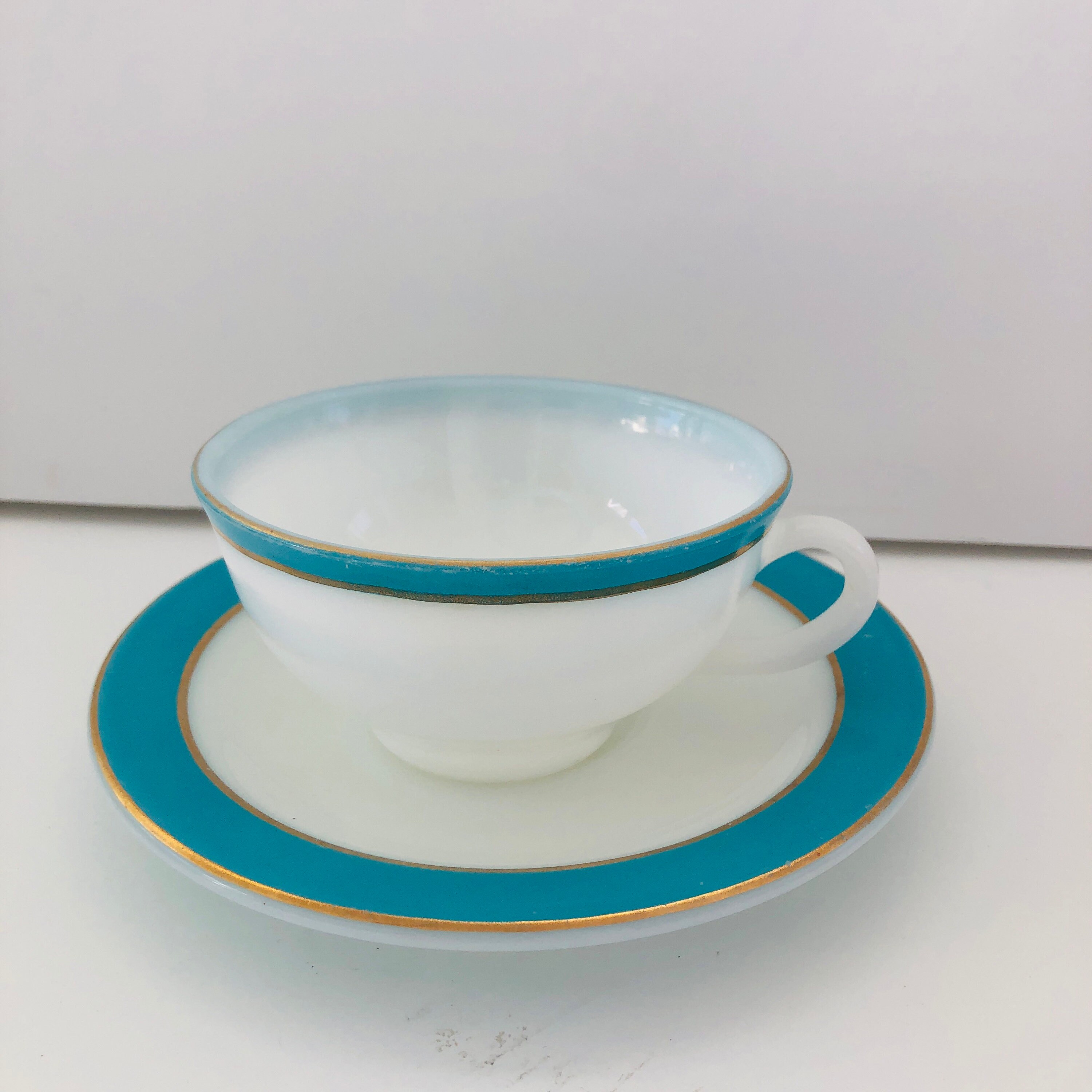Pyrex Regency Blue Band With Gold Trim Cup and Saucer Sets Vintage ...
