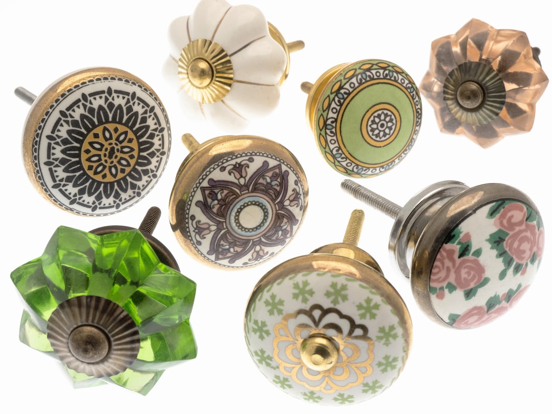 Ceramic Door Knobs Vintage Style Glass and Hand Painted Vintage Designs ...