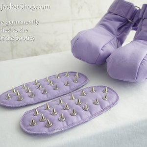 Crawling Habit Training Restraining Booties With Spikes and Segufix ...