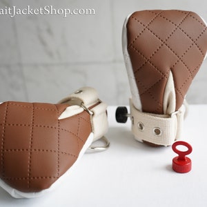 Medical Safety Mittens - Bicolor Quilted Padded Mittens With Segufix ...