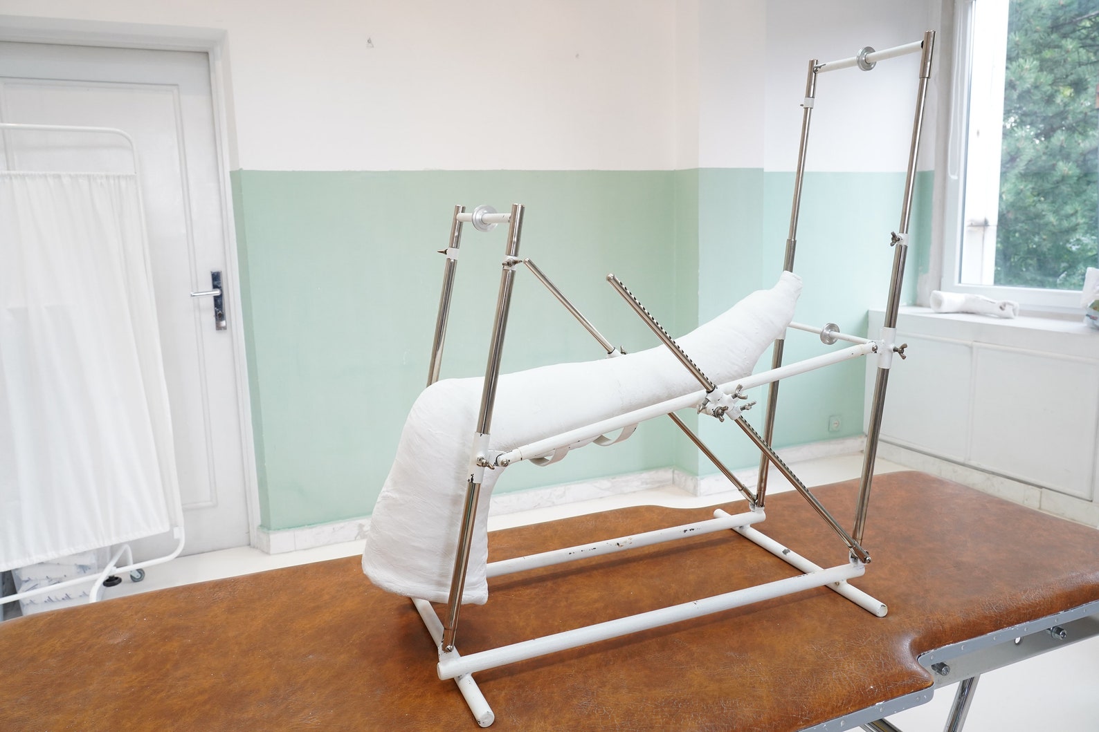 Vintage Leg Orthopedic Medical Traction Device With Pulleys / - Etsy