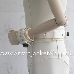 Wrist to Waist Restraints With Segufix Locks / Asylum / Medical ...