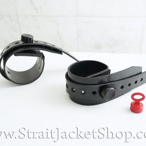 Rubber Wrist and Ankles Restraining Cuffs With Segufix Locks / Asylum ...