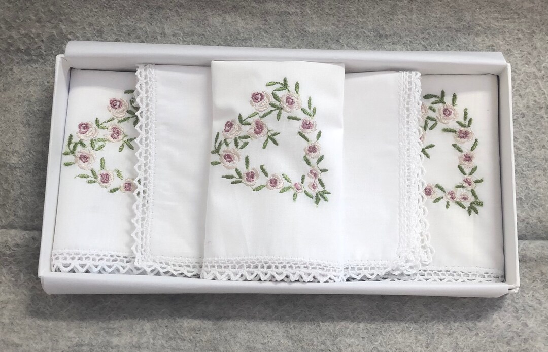 Gift Box of 5 Beautiful 100% Cotton Ladies Handkerchiefs With Fine ...