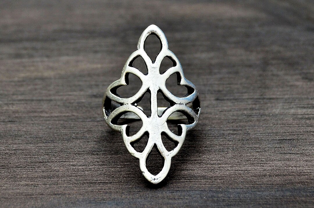 Carved Vintage Ring, Boho Retro Style, Large and Adjustable, Art ...