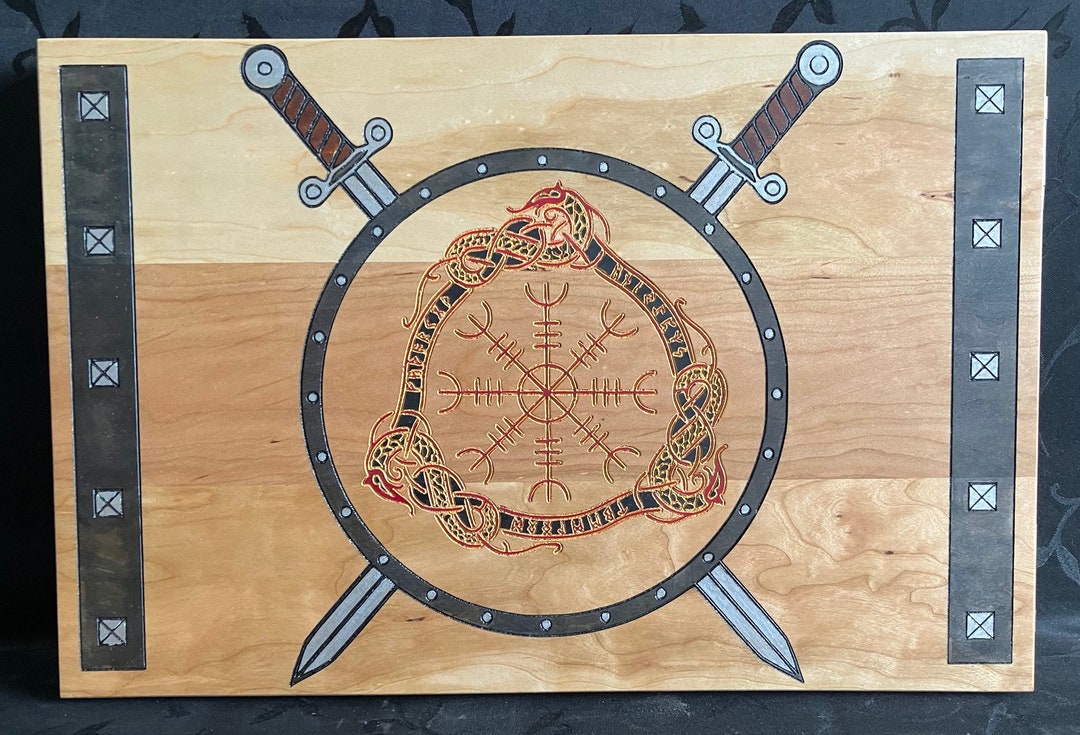 Ravens and Swords Dungeon Master/game Master Screen - Solid Hardwood ...