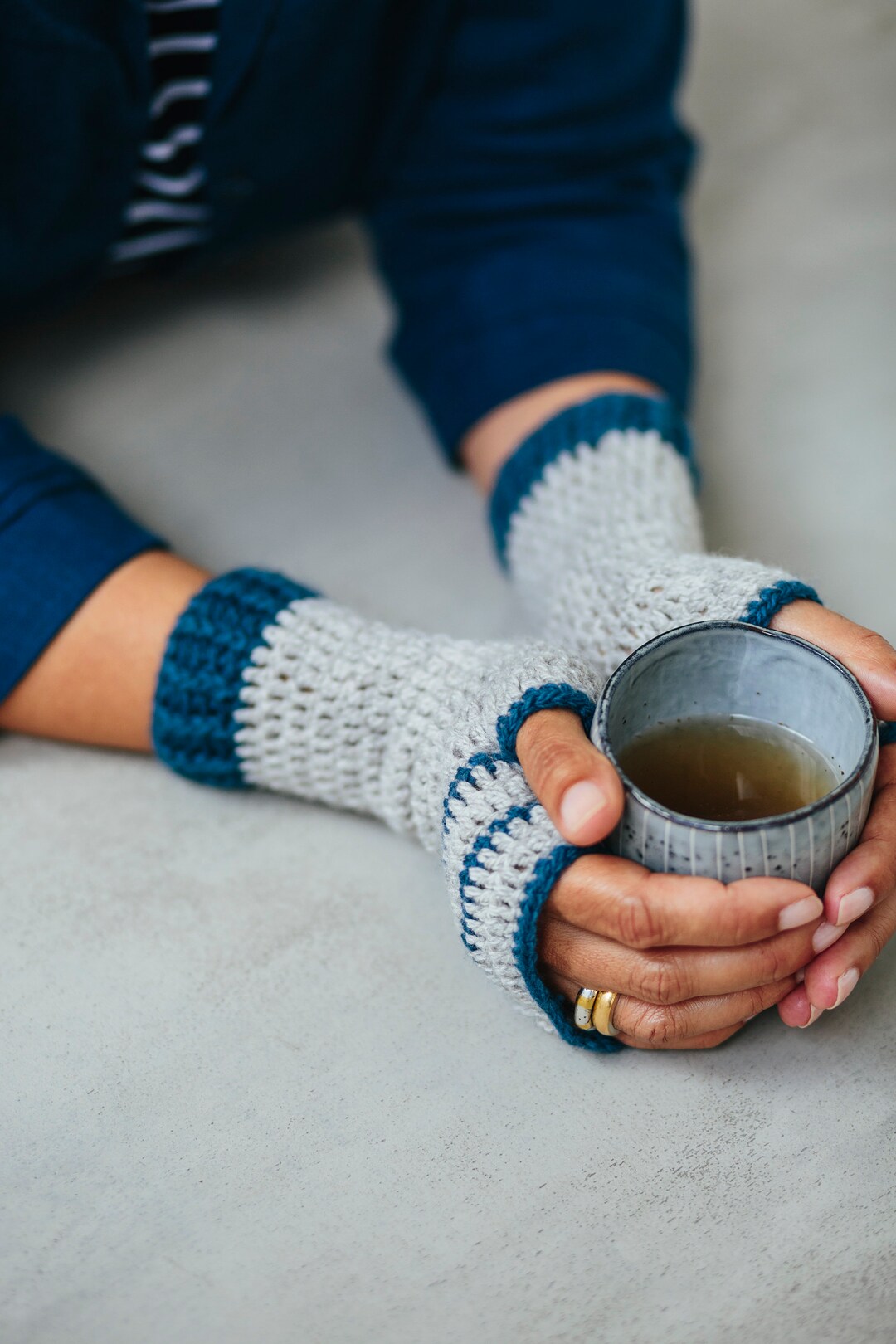 Ticking Mitts. PDF Pattern for Crochet Wrist Warmers - Etsy