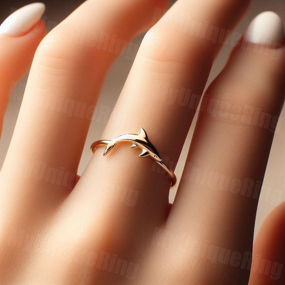 Minimalist Shark Ring Yellow Gold Shark Design Ring Dainty Shark Ring ...