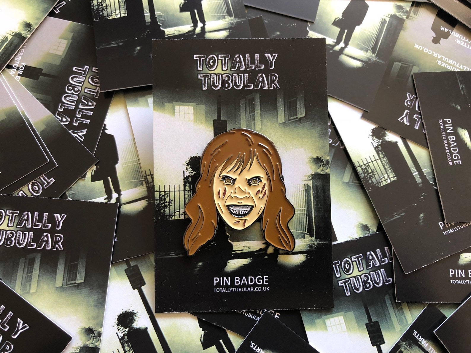 THE EXORCIST Possessed Regan Face Enamel Metal Pin Badge | Etsy