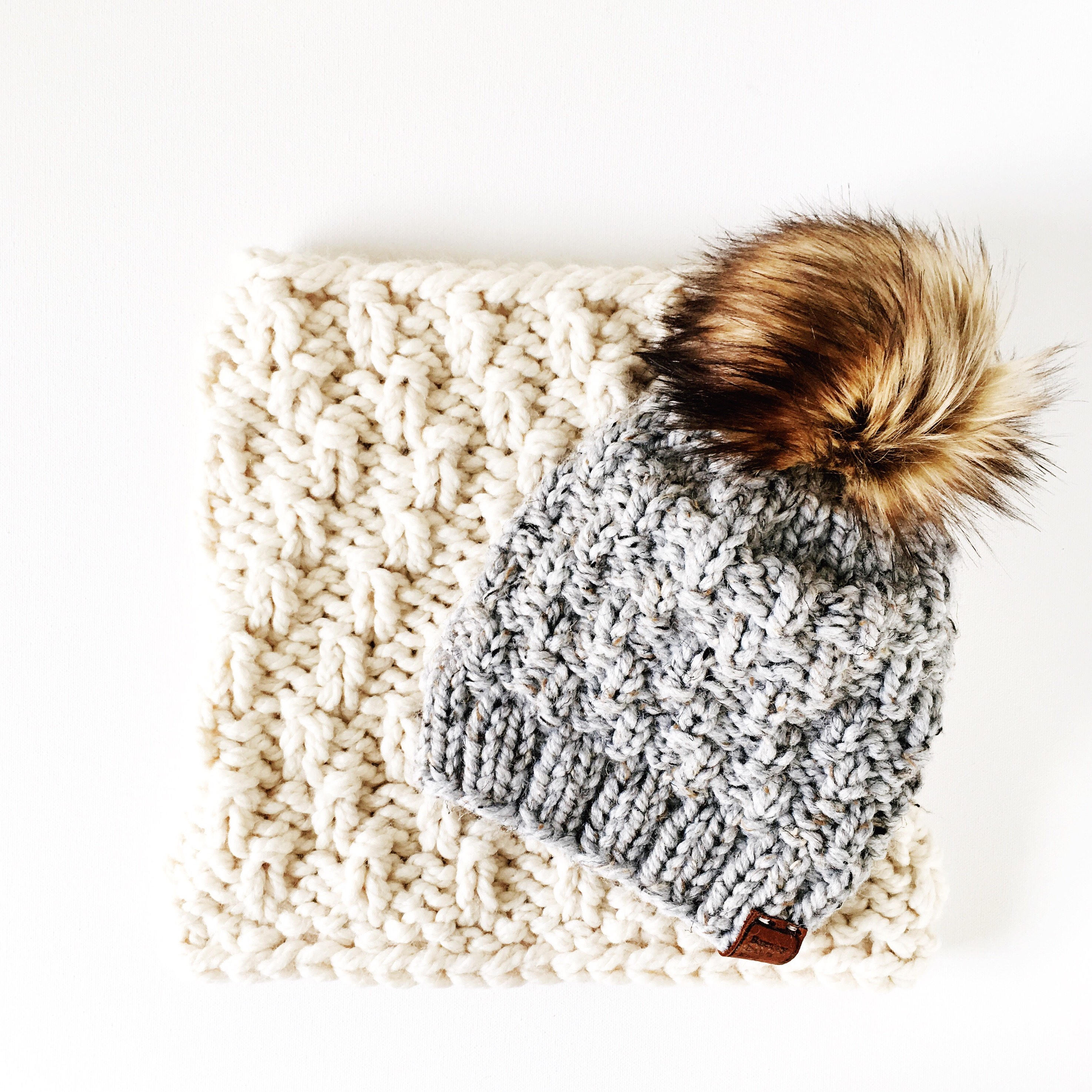 KNITTING PATTERN | Reversible Chunky Textured Knit Infinity Cowl Scarf ...