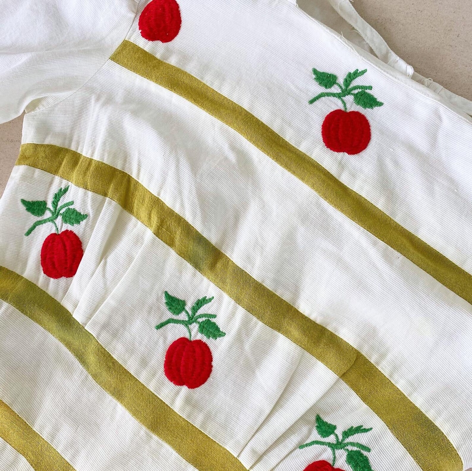 Incredible Apple Embroidered 30s/40s Maxi Dress - Etsy
