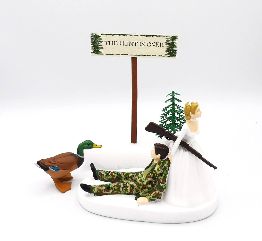 Wedding Reception Party Camo Rifle Gun Duck Fowl Hunting Camo Hunter ...