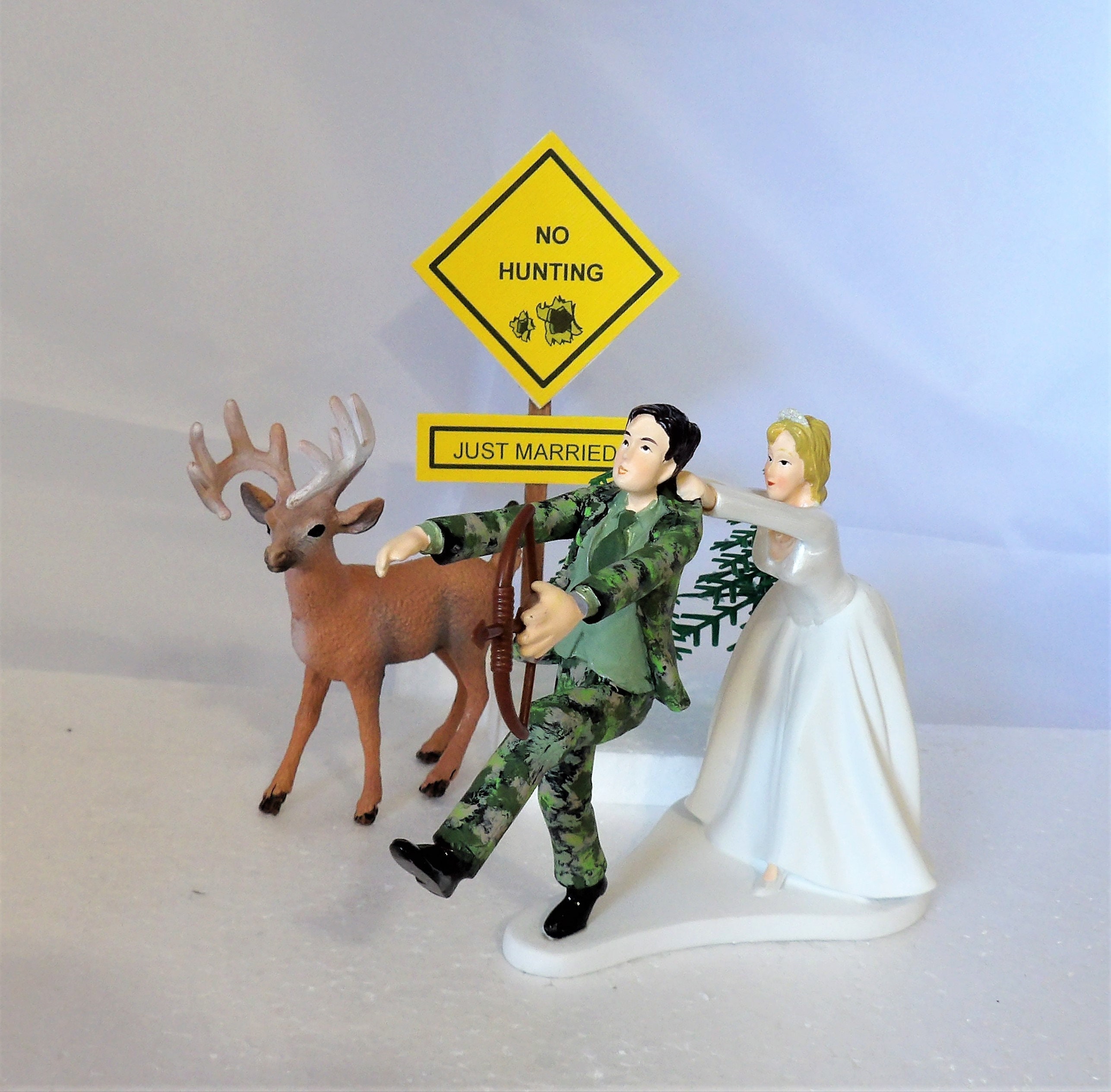 Wedding Reception Camo Groom Bow Arrow Deer Hunter Hunting Cake Topper ...