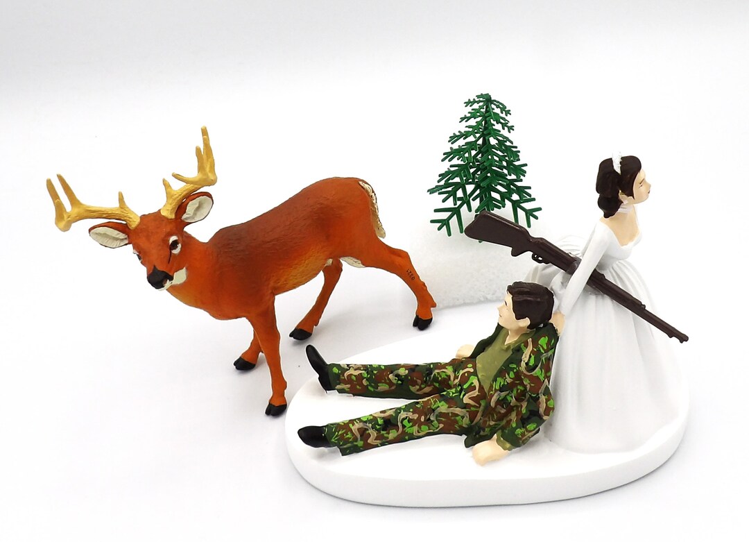 Wedding Reception Party Camo Deer Dark Hair Couple Hunting Hunter Cake ...