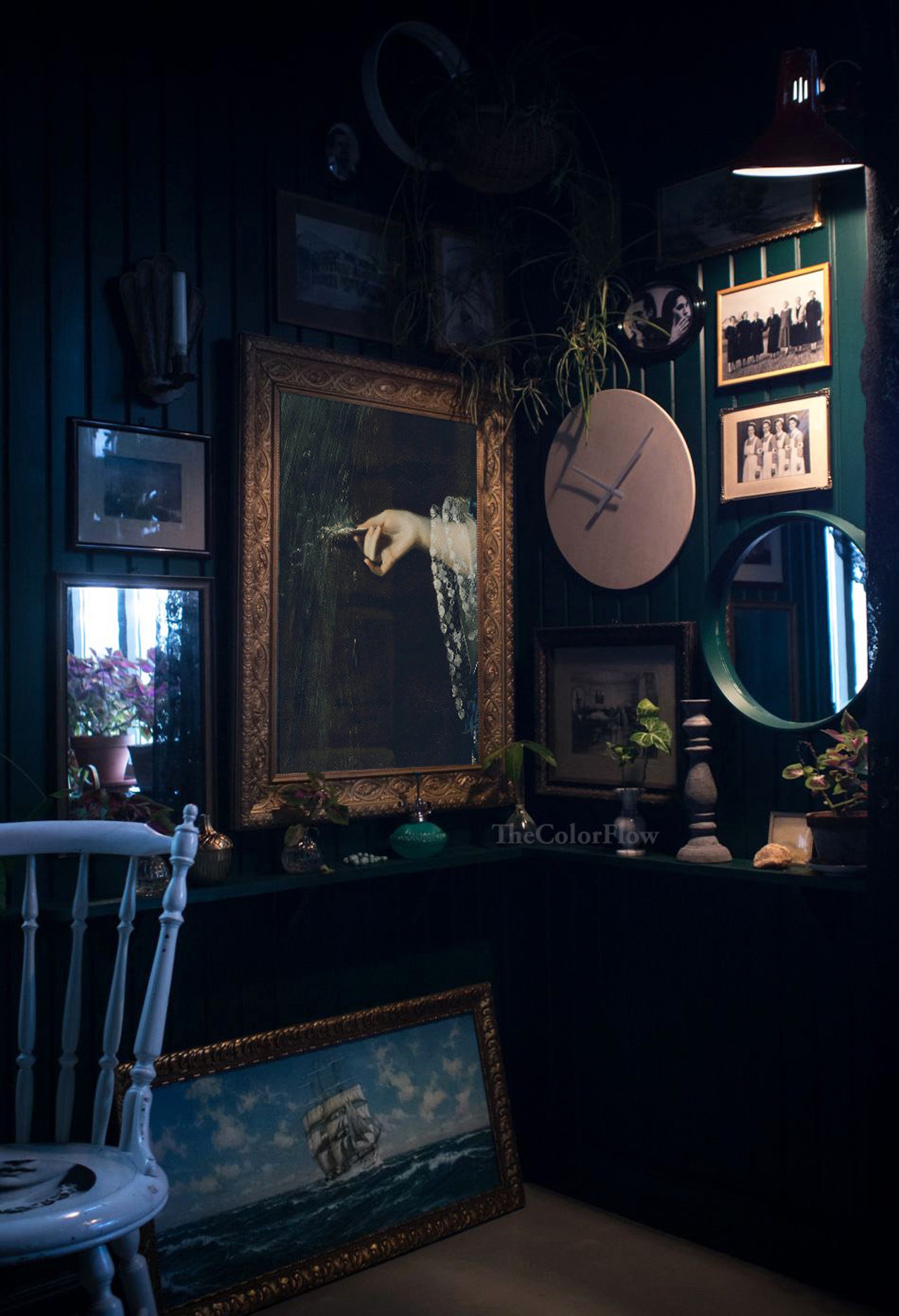 Moody Vintage Portrait Painting Vintage Woman Fashion Print - Etsy