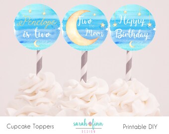 2 the Moon Cupcake Toppers - Etsy
