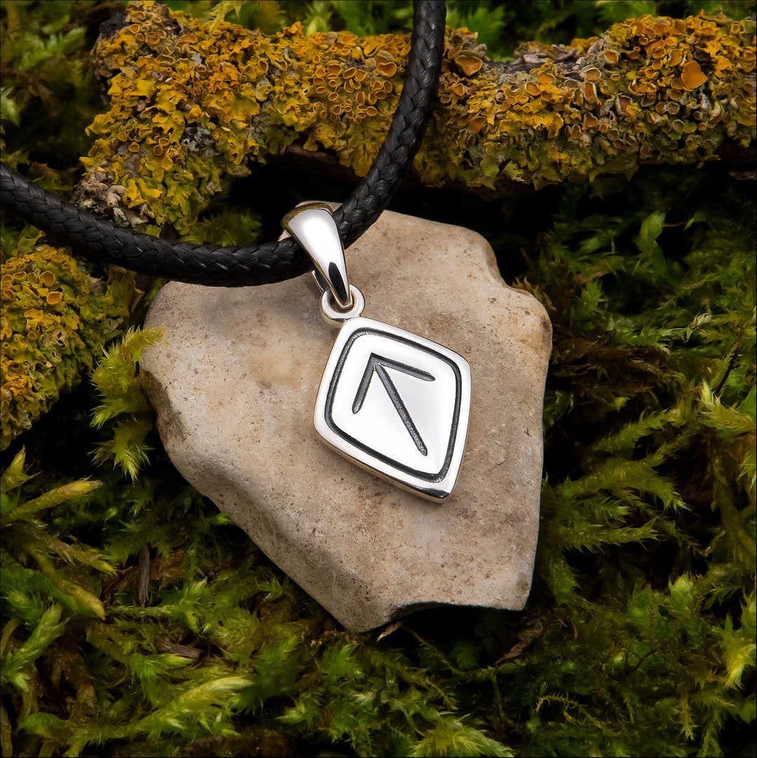 Tyr Rune Pendant, Silver, Viking Amulet, Tiwaz Rune Necklace, Viking ...