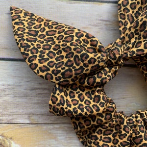 Cheetah Print Scrunchie With Bow/ Animal Print Scrunchie With Bow ...