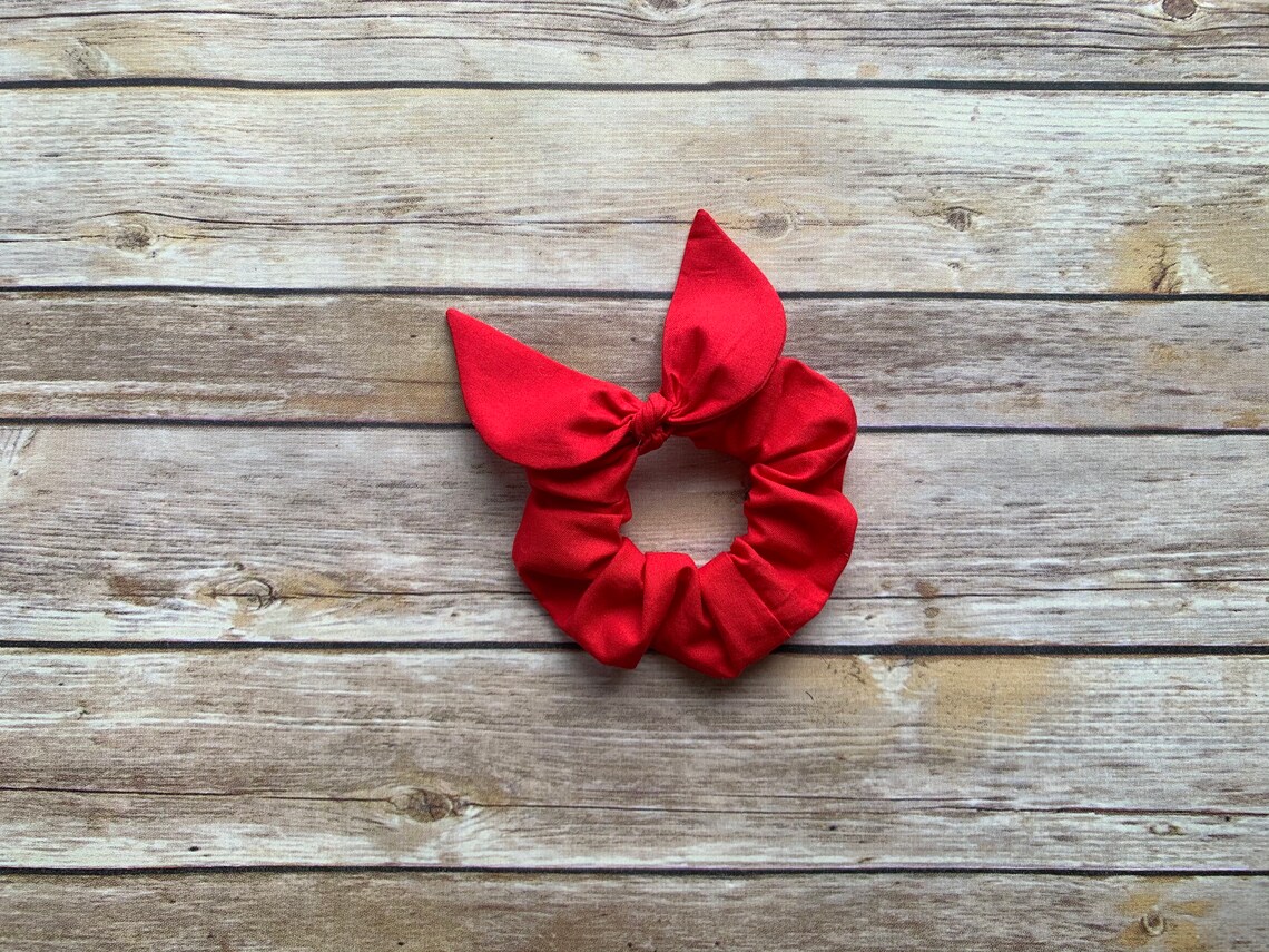 Solid Red Scrunchie With Bow/ Red Scrunchie/ Christmas - Etsy