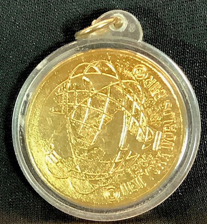Vintage 1964-65 New York Worlds Fair Medallion - Etsy