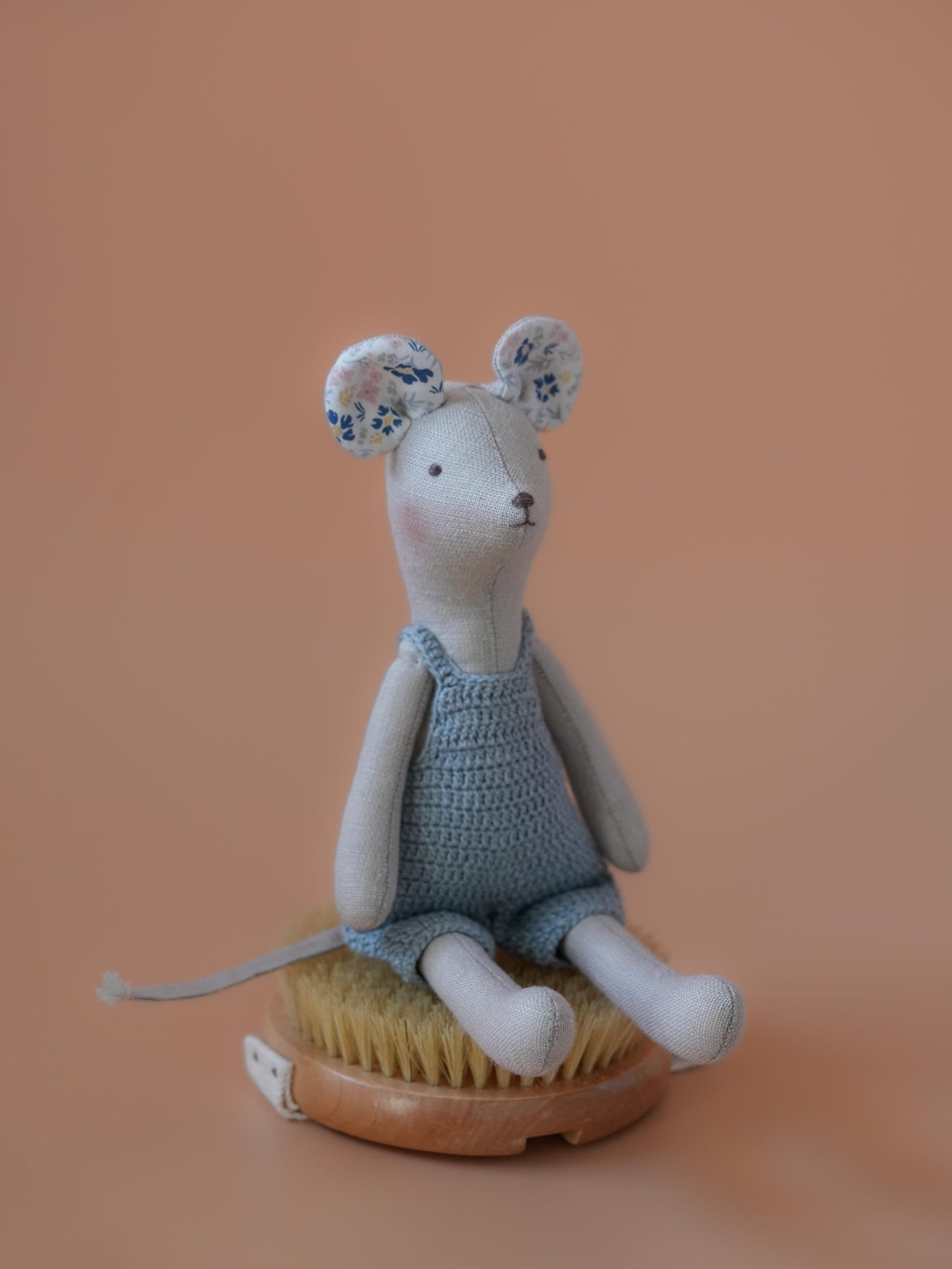 Handmade Linen Mouse Toy: Heirloom Animal Doll in Blue Overalls - Etsy
