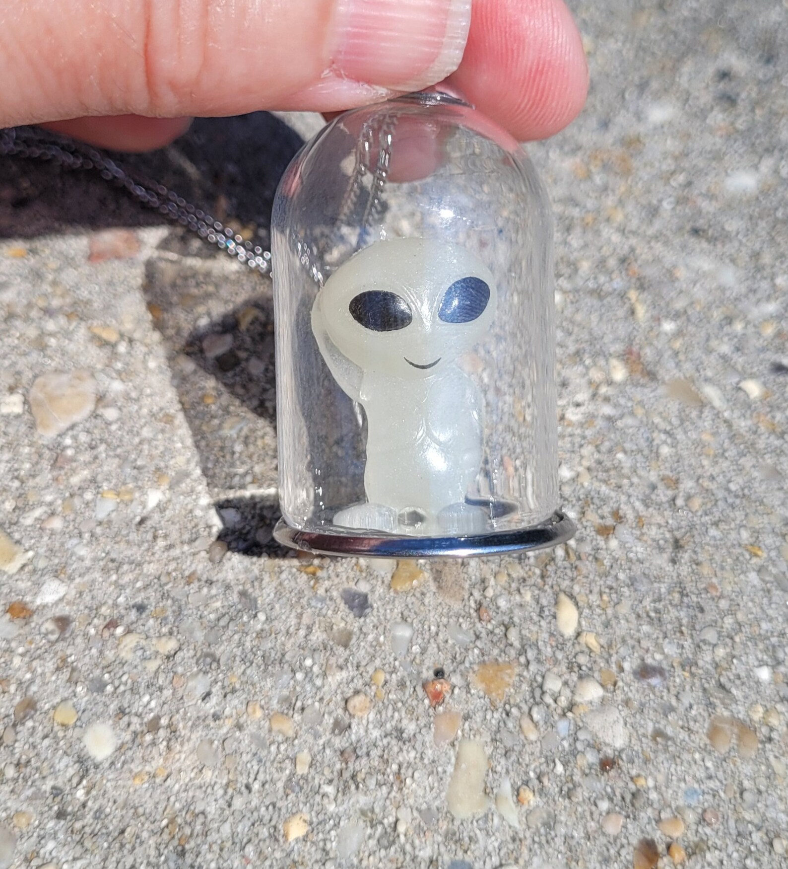 Pet Alien Necklace, Extraterrestrial in a Jar and It Glows in the Dark ...