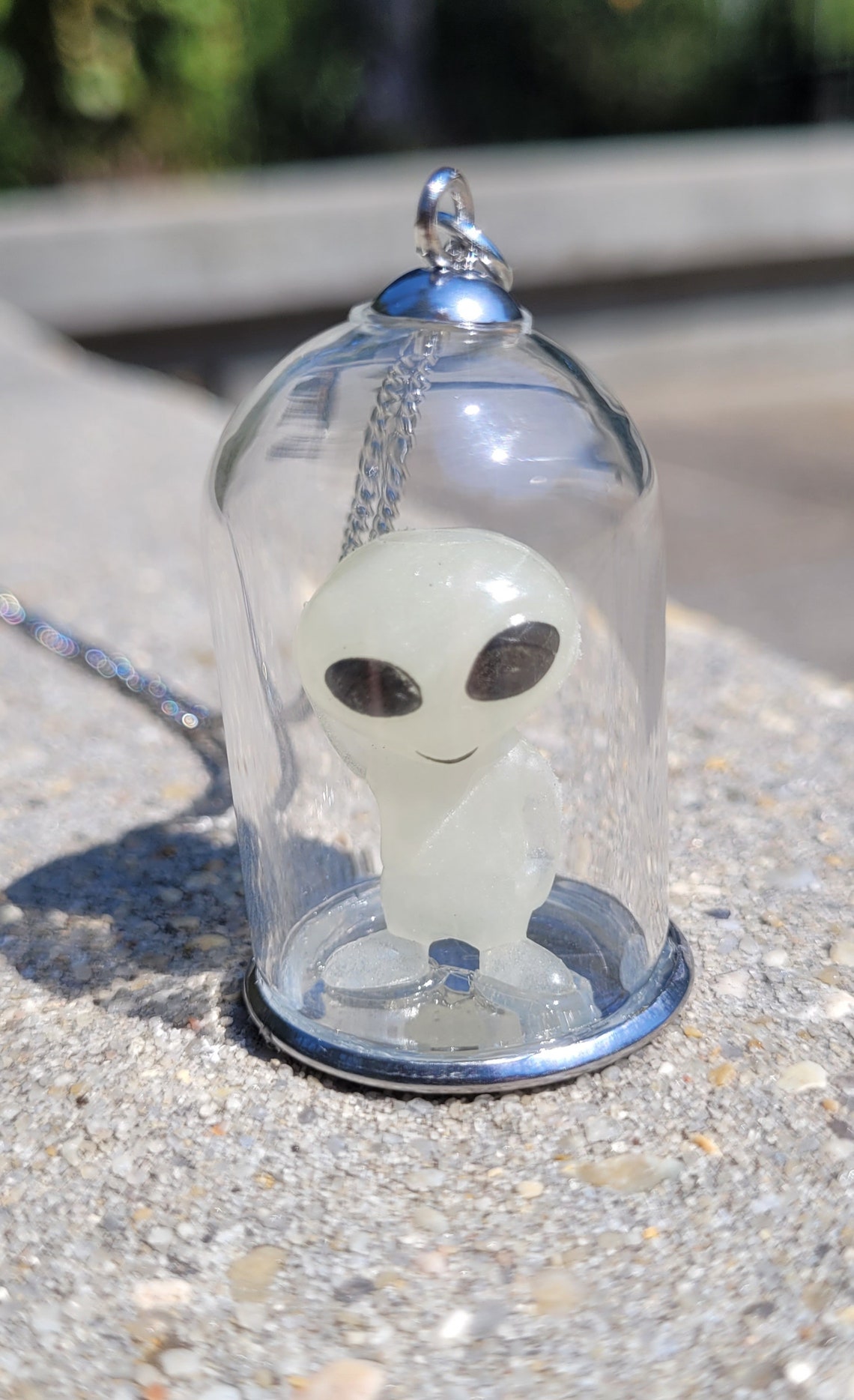 Pet Alien Necklace, Extraterrestrial in a Jar and It Glows in the Dark ...
