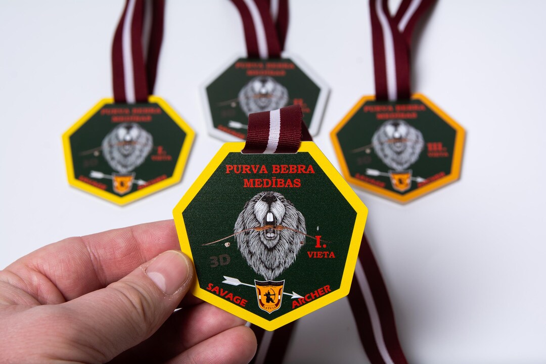 Custom Acrylic Sports Medals for Award Events, Personalized Marathon ...