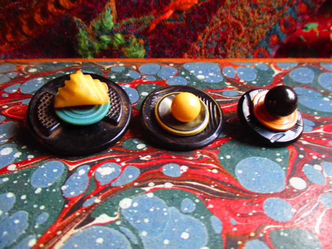 3 Sets Bakelite Button Stacks, 1930's Art Deco Buttons, Bakelite ...