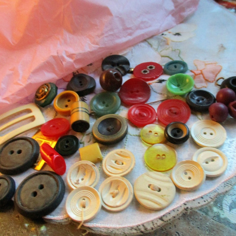 Bakelite Buttons - Etsy