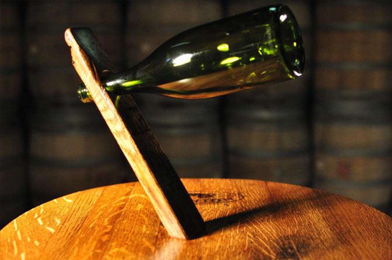 Wooden Stave Balancing Wine Bottle Holder | Levitating Bottle Stand ...