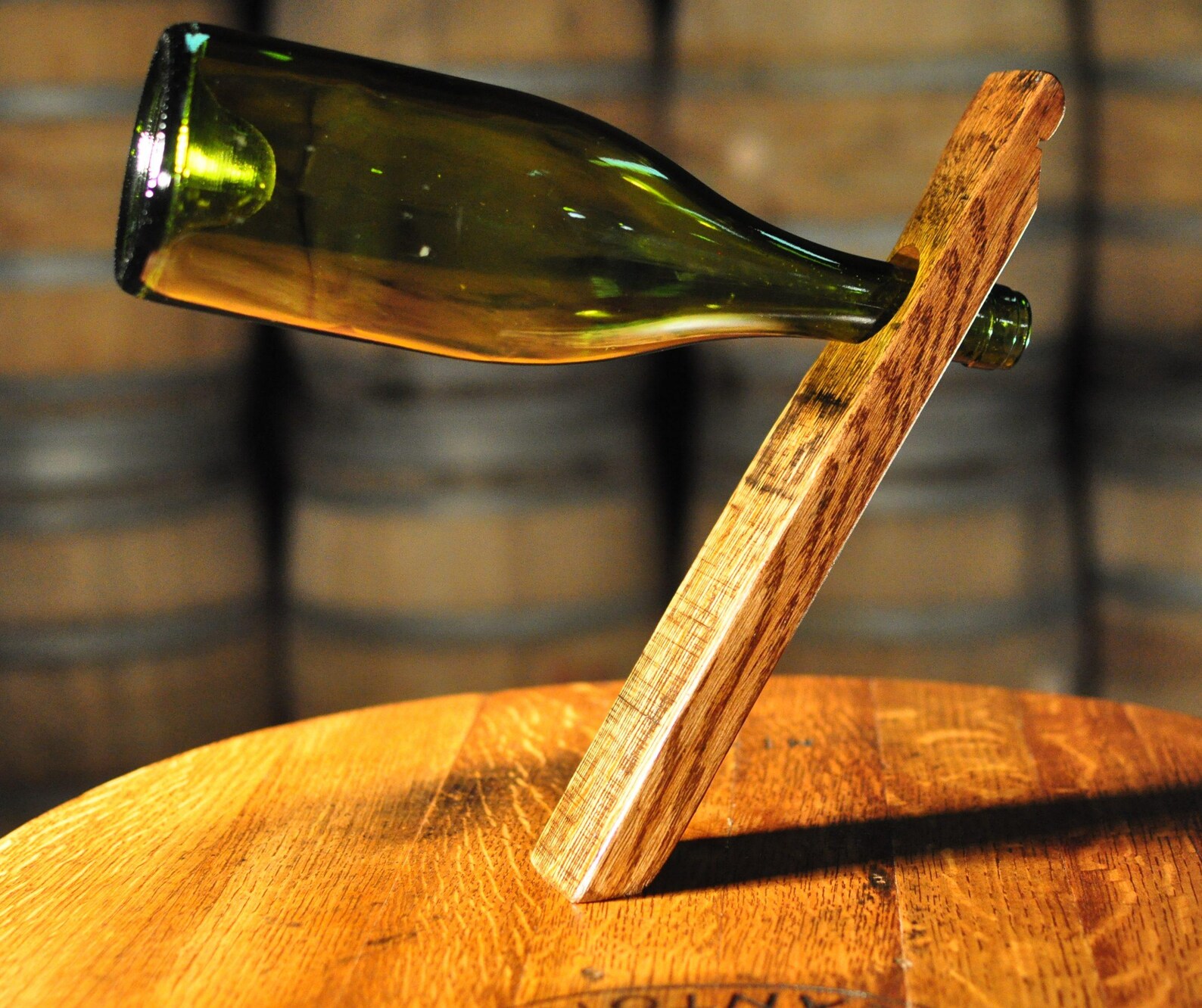 Wooden Stave Balancing Wine Bottle Holder | Levitating Bottle Stand ...